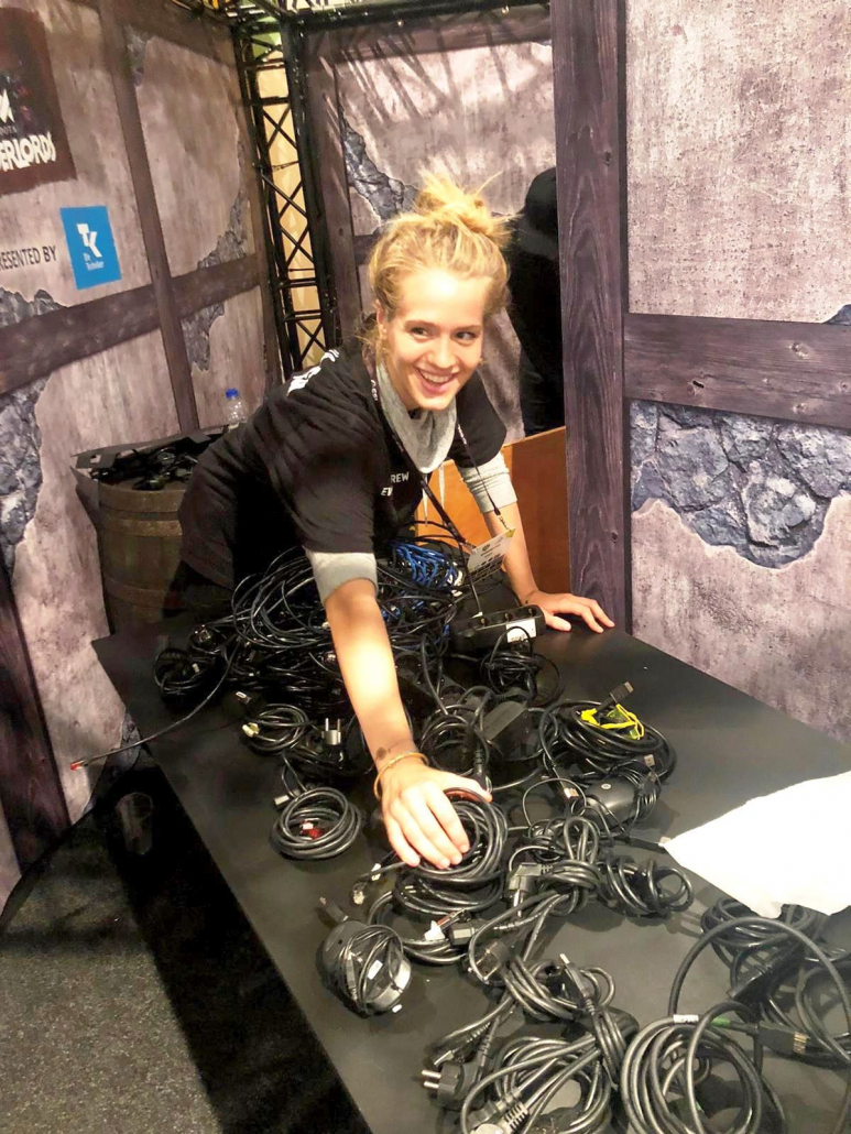 Stagehands hier buchen • Rufen Sie uns an: 0711 - 887 968 10