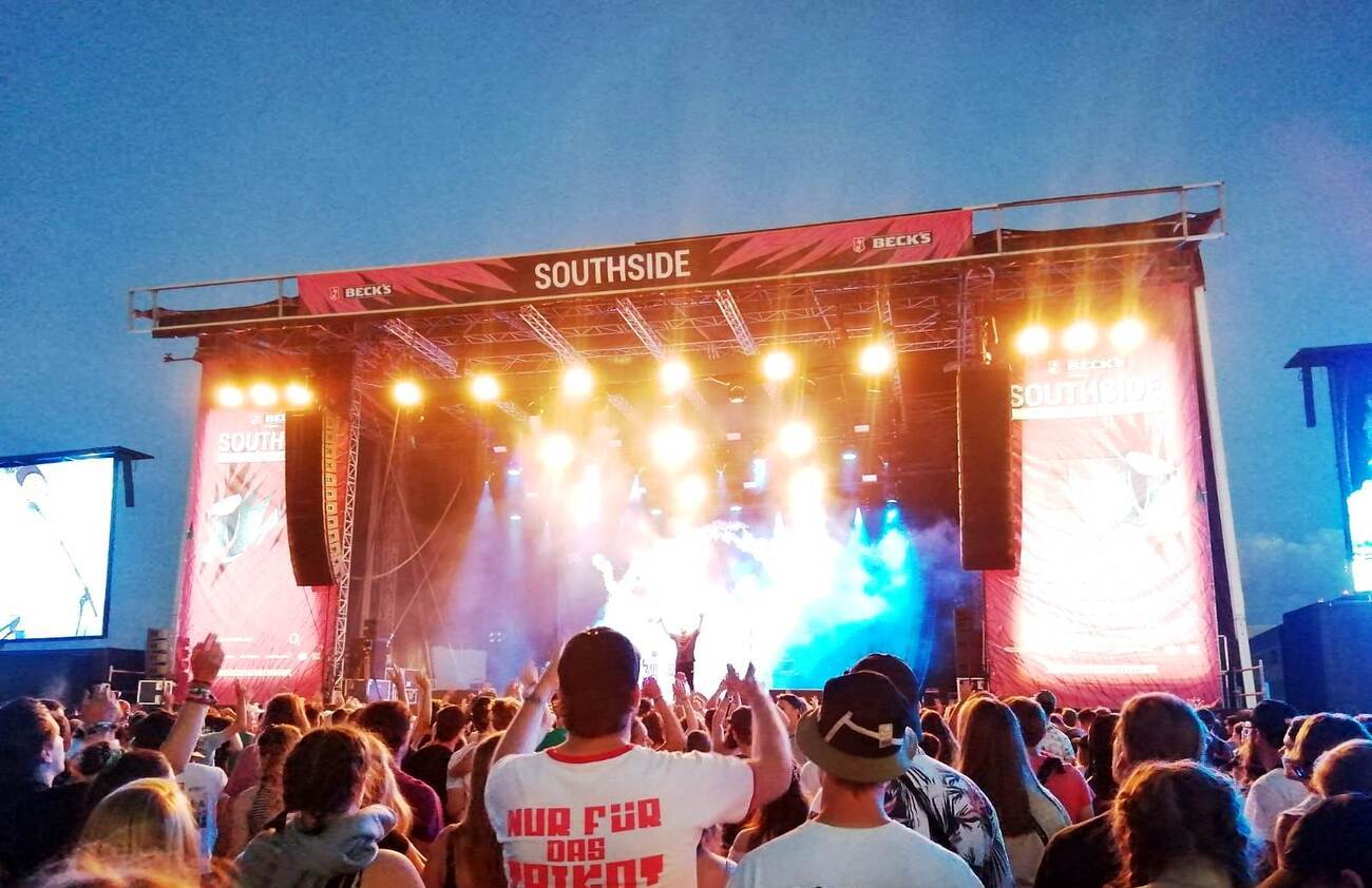 Leistungen: Stagehands, Aufbauhelfer, Eventpersonal,